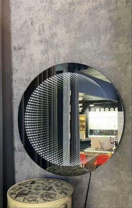 Круглое зеркало с туннельной подсветкой Dubiel Vit