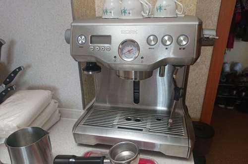 Кофемашина bork C802