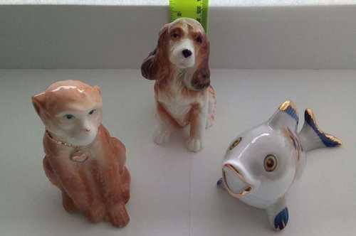 Фарфоровые статуэтки рыбка собака обезьяна