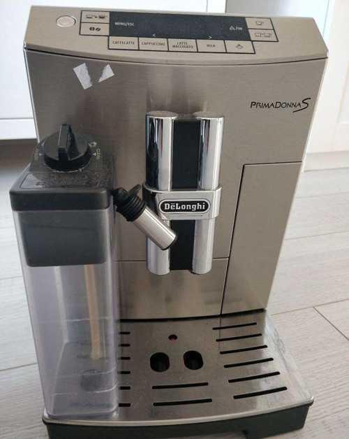 Кофемашина Delonghi