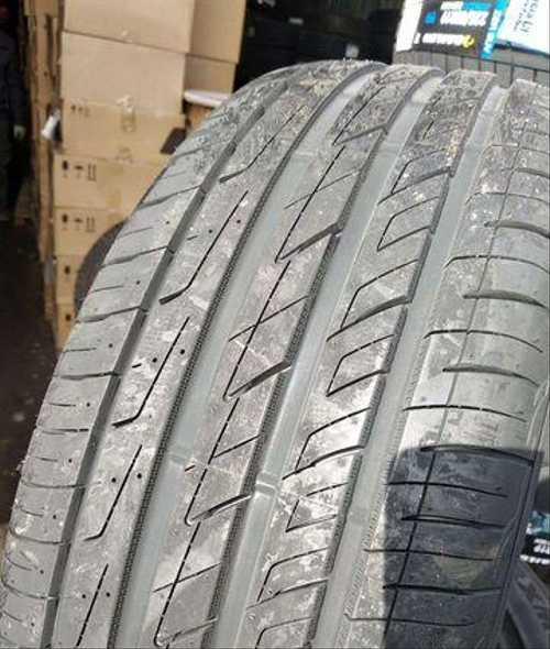 Летние шины Nitto NT860 (215/55R17)