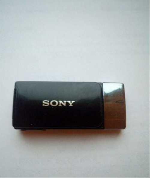 Bluetooth-гарнитура с дисплеем Sony