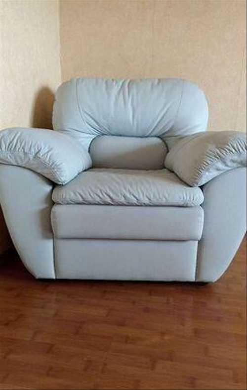 Кресло кожаное новое Формула дивана