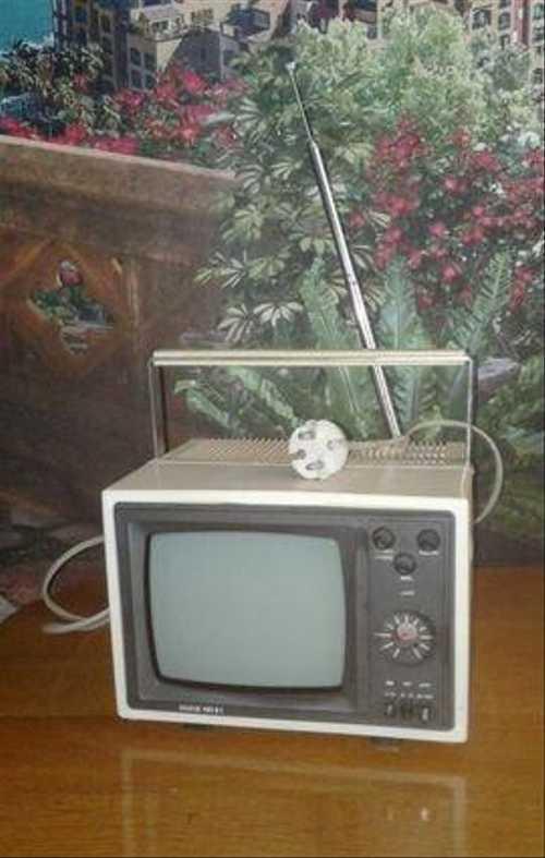 Маленький телевизор Шилялис 405 D-1 черно-белый