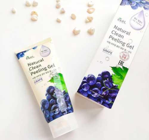 Пилинг-скатка Ekel Grape Natural Clean Peeling Gel