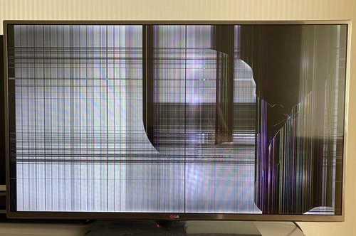 Телевизор LG 42LM669T на зап. части