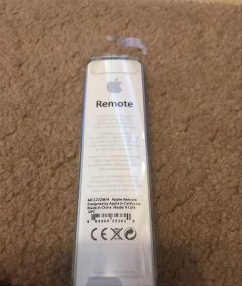 Пульт Apple Remote