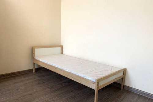 Детская кровать деревянная Икея с бортиком+матрас