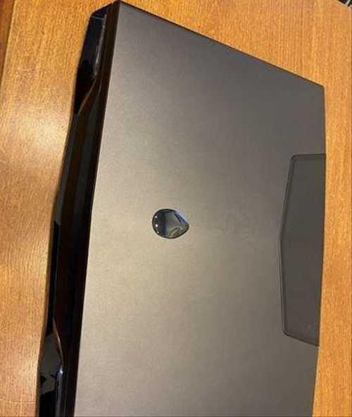Ноутбук Dell Alienware M18x R2 18.4'