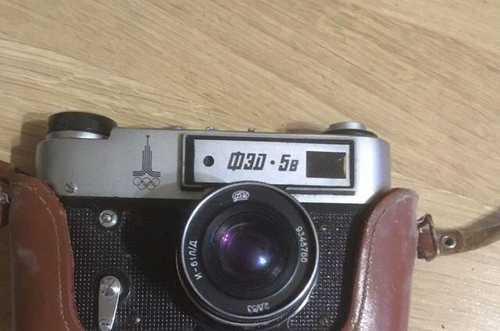 Фотоаппарат Фэд 5в с символикой Олимпийских Игр