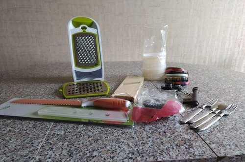 Кухонная утварь(терки, ножи и т.д)