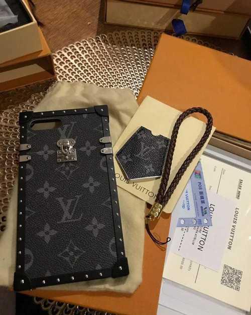 Чехлы Louis Vuitton