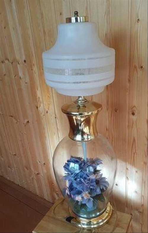 Светильник настольно-напольная лампа с цветами