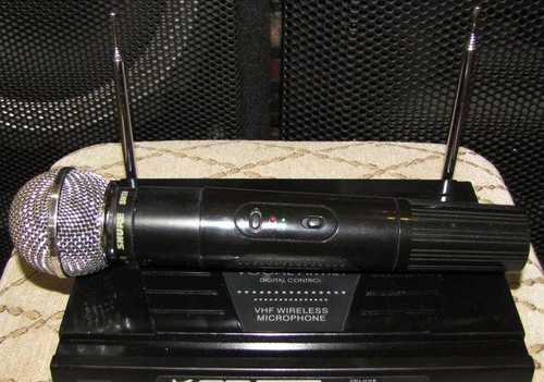 Микрофон KAM KWM6 вокальный радио Pro Shure