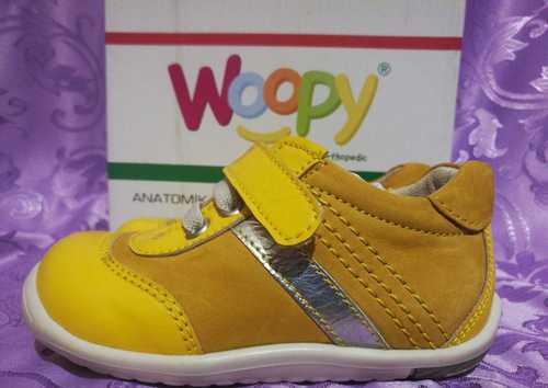 Кроссовки Woopy новые р-р 21