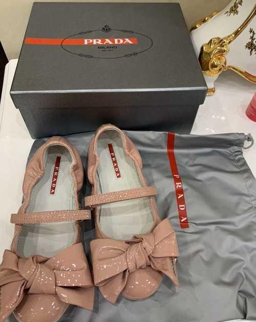 Новые туфли балетки Prada оригинал 33