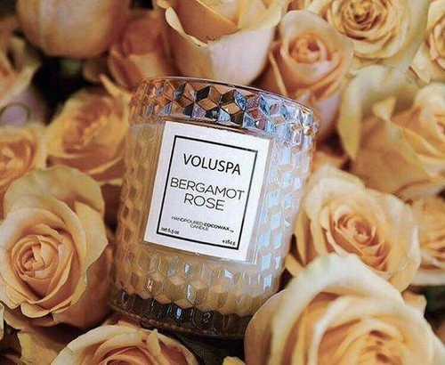 Аромасвеча Voluspa bergamot rose