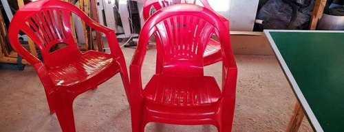 Пластиковые стулья бу