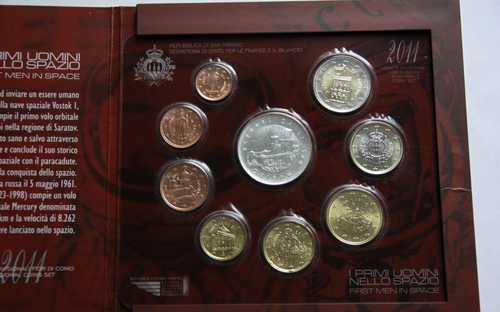 Сан-Марино набор монет 2011 год + 5 евро серебро