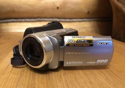 Видеокамера Sony DCR-SR220E
