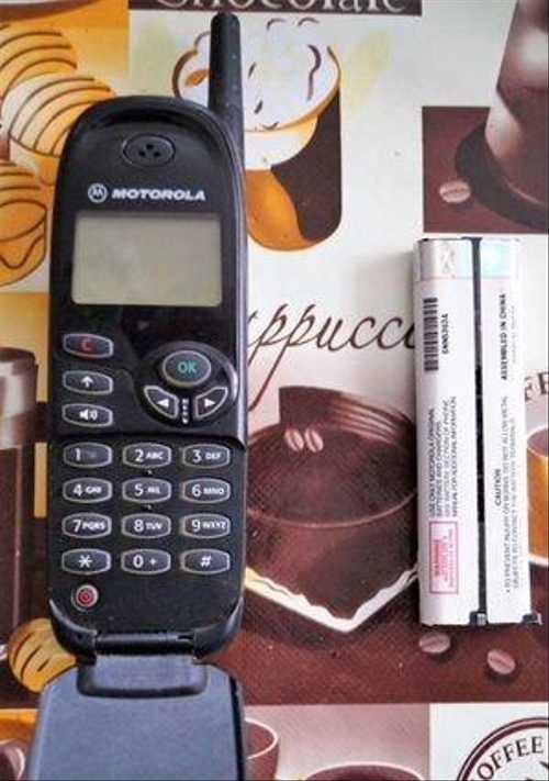 Телефон Motorola M3688