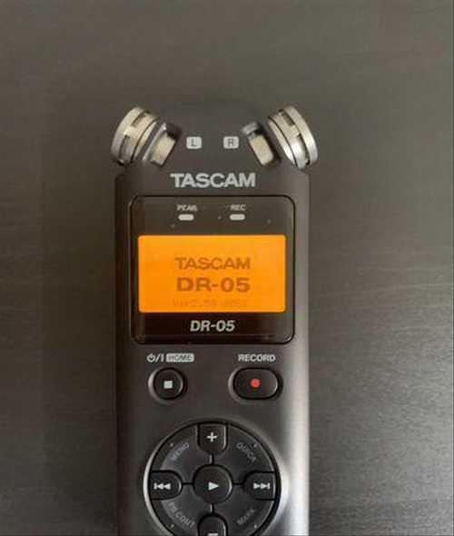Рекордер, диктофон tascam dr-05 v2