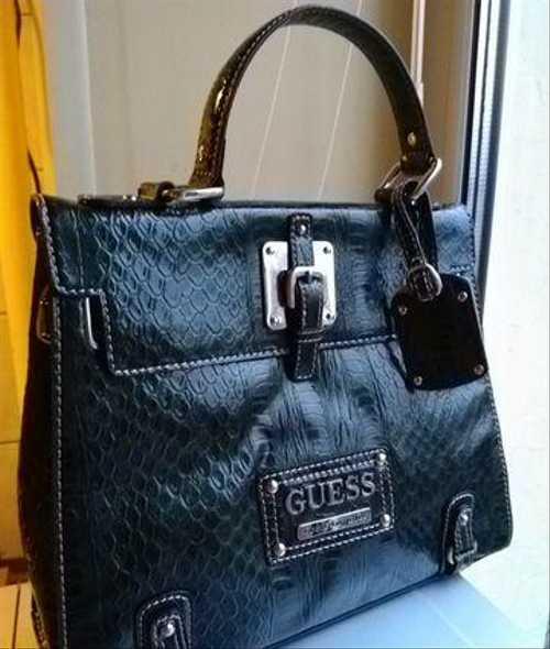 Новая сумка Guess