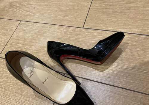 Туфли Christian Louboutin pigalle plato