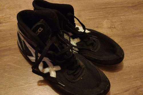 Борцовки Asics Matflex 42р. немного бу