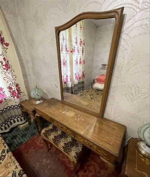 Туалетный столик с зеркалом СССР