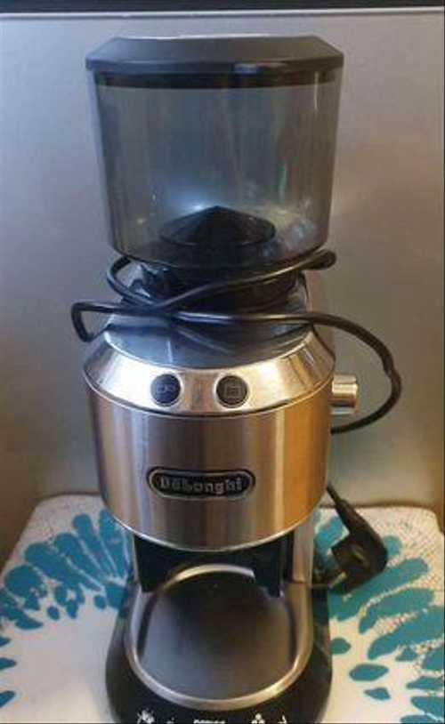 Кофемолка DeLonghi KG520.M