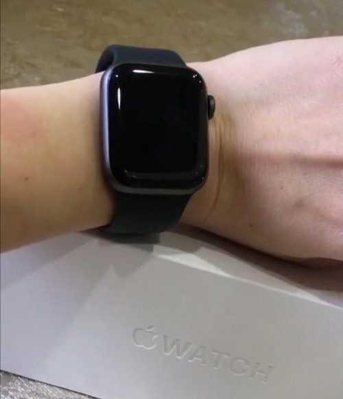 Apple watch 4