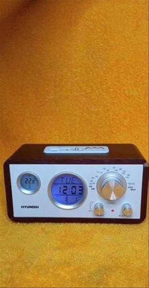 Портативный радиоприёмник Hyundai H-1611