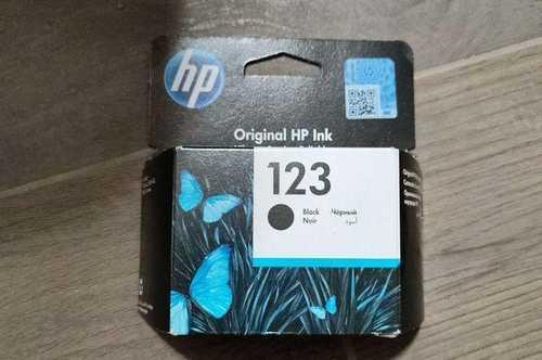 На сколько хватает картриджа hp 123