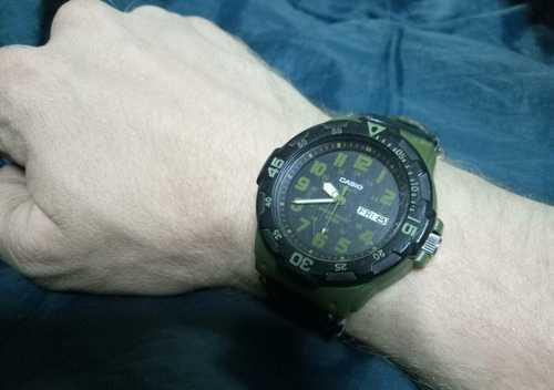 Часы Casio MRW-200H