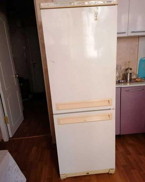 Холодильник Стинол 107