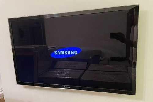 LCD тв Samsung UE46D5000PW 46 дюймов