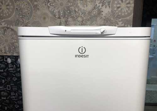 Холодильник Indesit
