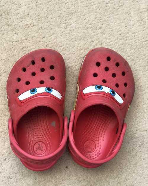 Сандали crocs