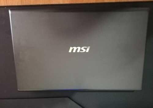 Ноутбук MSI CX70