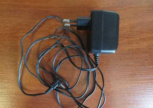 Зарядное устройство Motorola SPN4682B для С115