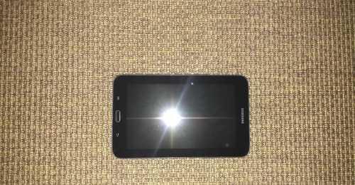 Продаю нерабочий планшет samsung Galaxy Tab 3 Lite