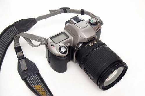 Фотоаппарат Nikon F65 плёночный рабочий