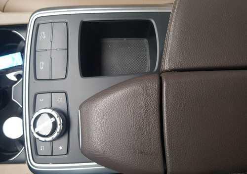 Рамка подлокотника Mercedes ML GL GLE W166