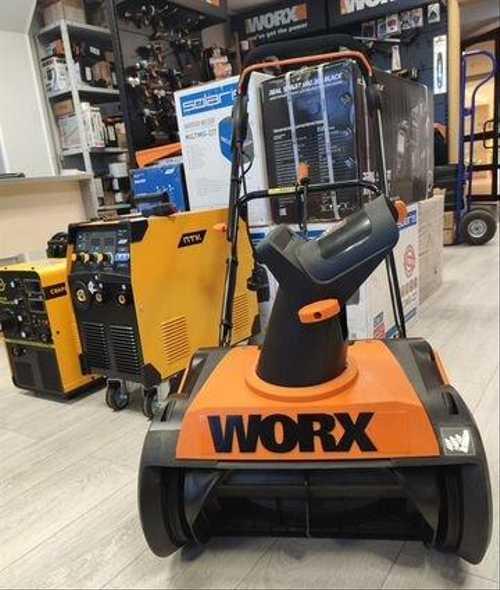 Снегоуборщик worx WG450E