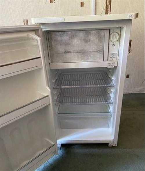 Холодильник «Саратов» 452