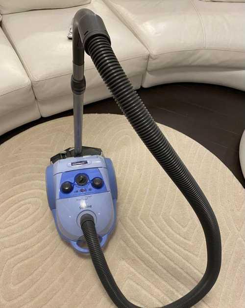 Пылесос Philips FC9071