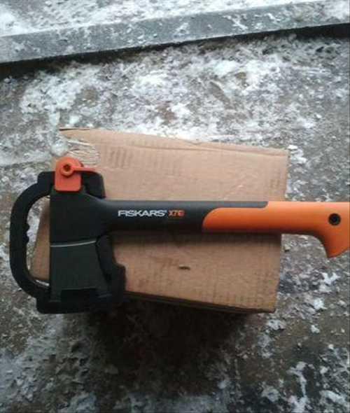 Топор туристический Fiskars X7