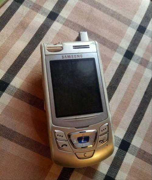 Телефон Samsung SGH-D410