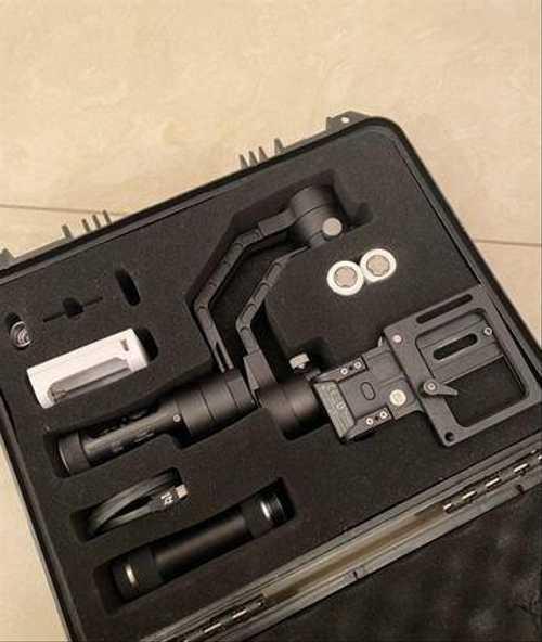 Zhiyun crane v2